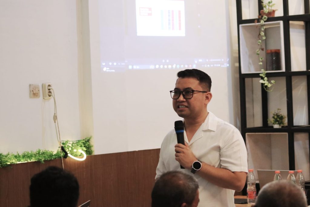 HarianKalsel.com - Kadisdik HST Anhar Hadiri Rapat K3S Limpasu ...